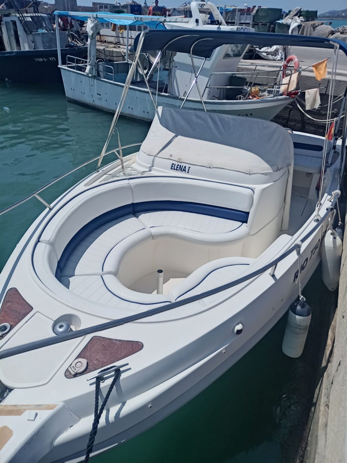 Alquiler de Barca con Patrón – Nautic Riders